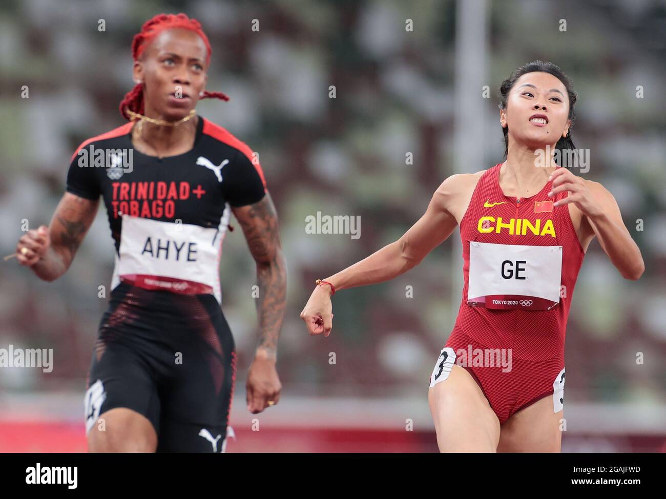 Tokyo, Japan. 31st July, 2021. Ge Manqi (R) of China competes during ...