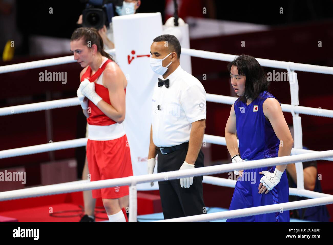 Tokyo, Japan. 31st July, 2021. ARTINGSTALL Karriss (GBR) (blue) vs IRIE ...