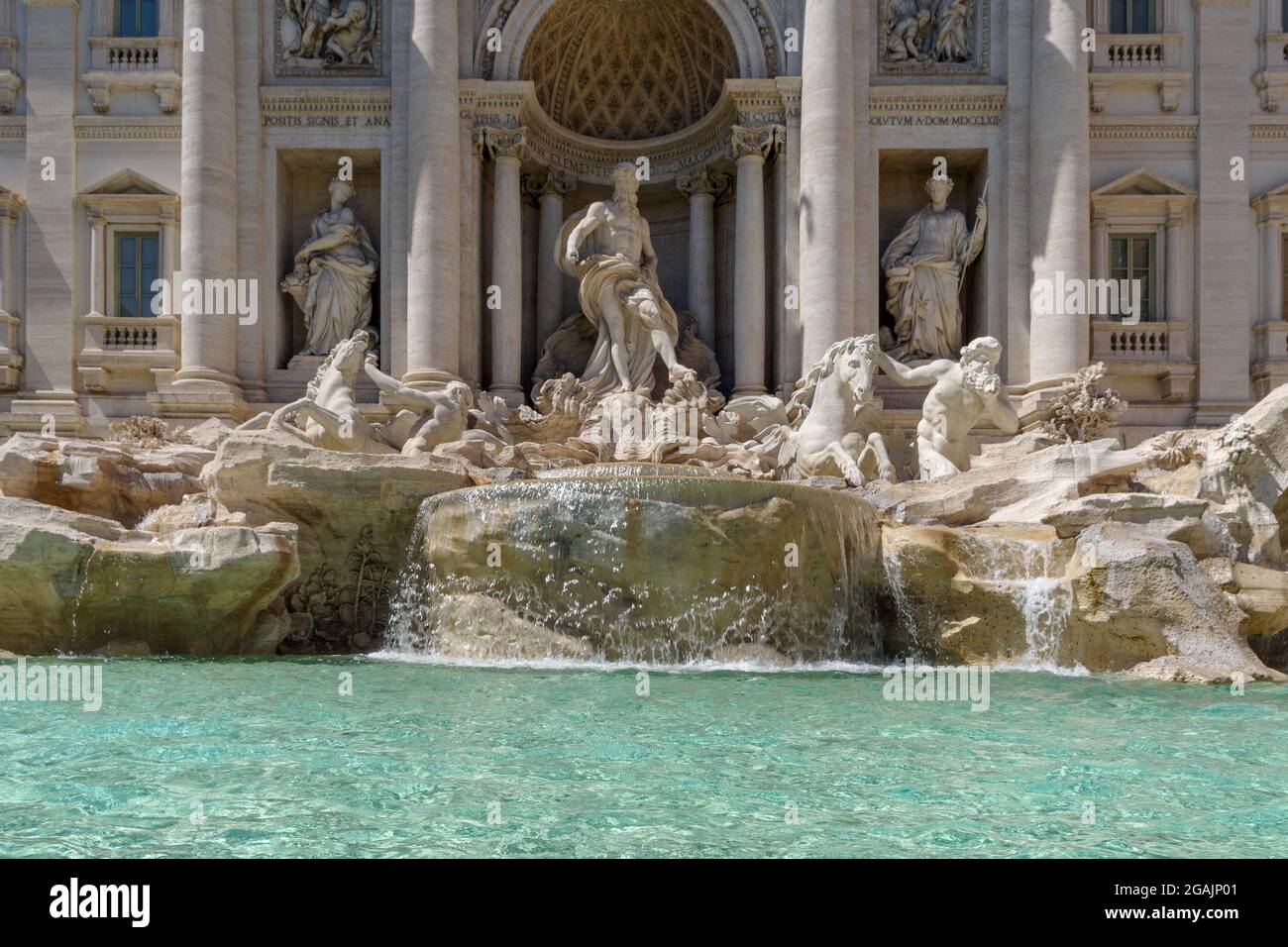 Famous Baroque Trevi Fountain in Rome, Italy Stock Photo - Alamy