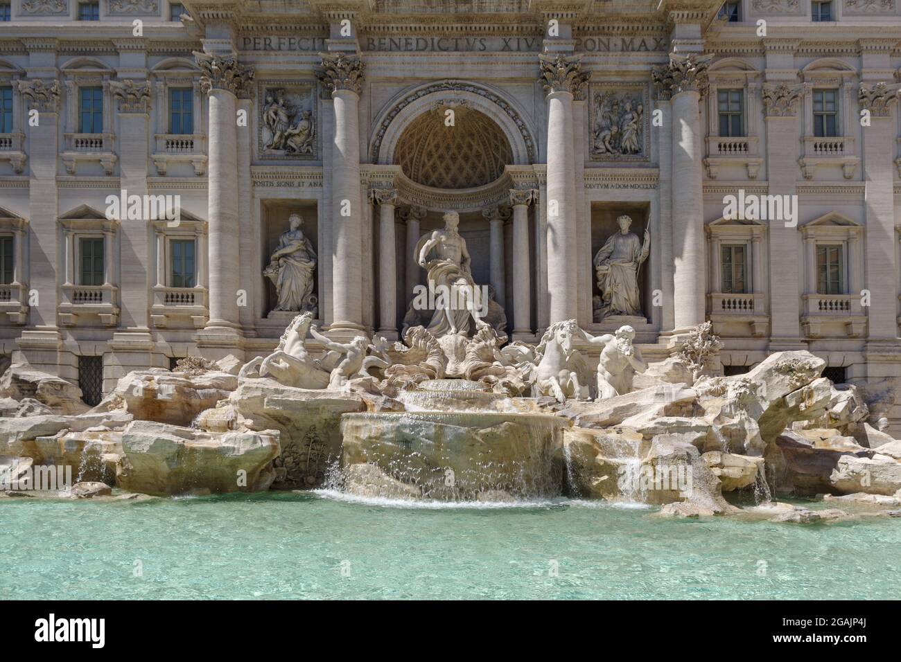 Famous Baroque Trevi Fountain in Rome, Italy Stock Photo - Alamy