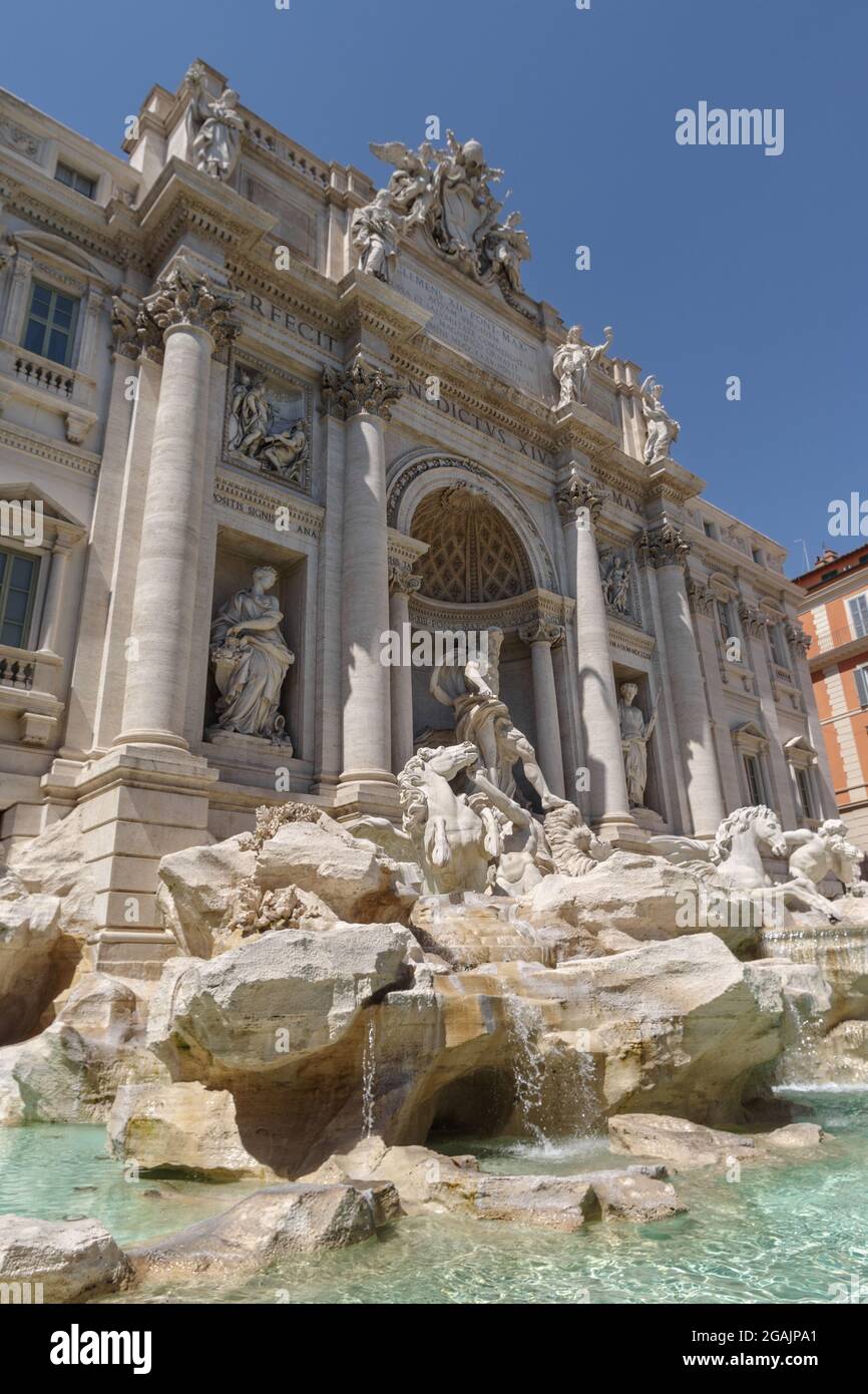 Famous Baroque Trevi Fountain in Rome, Italy Stock Photo - Alamy