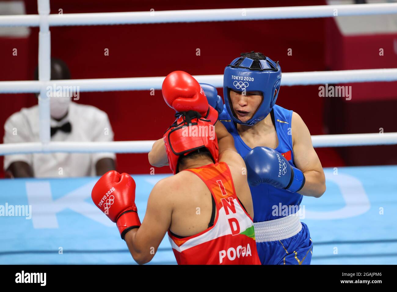 Tokyo, Japan. 31st July, 2021. RANI Pooja (IND) (red) vs LI Qian (CHN ...