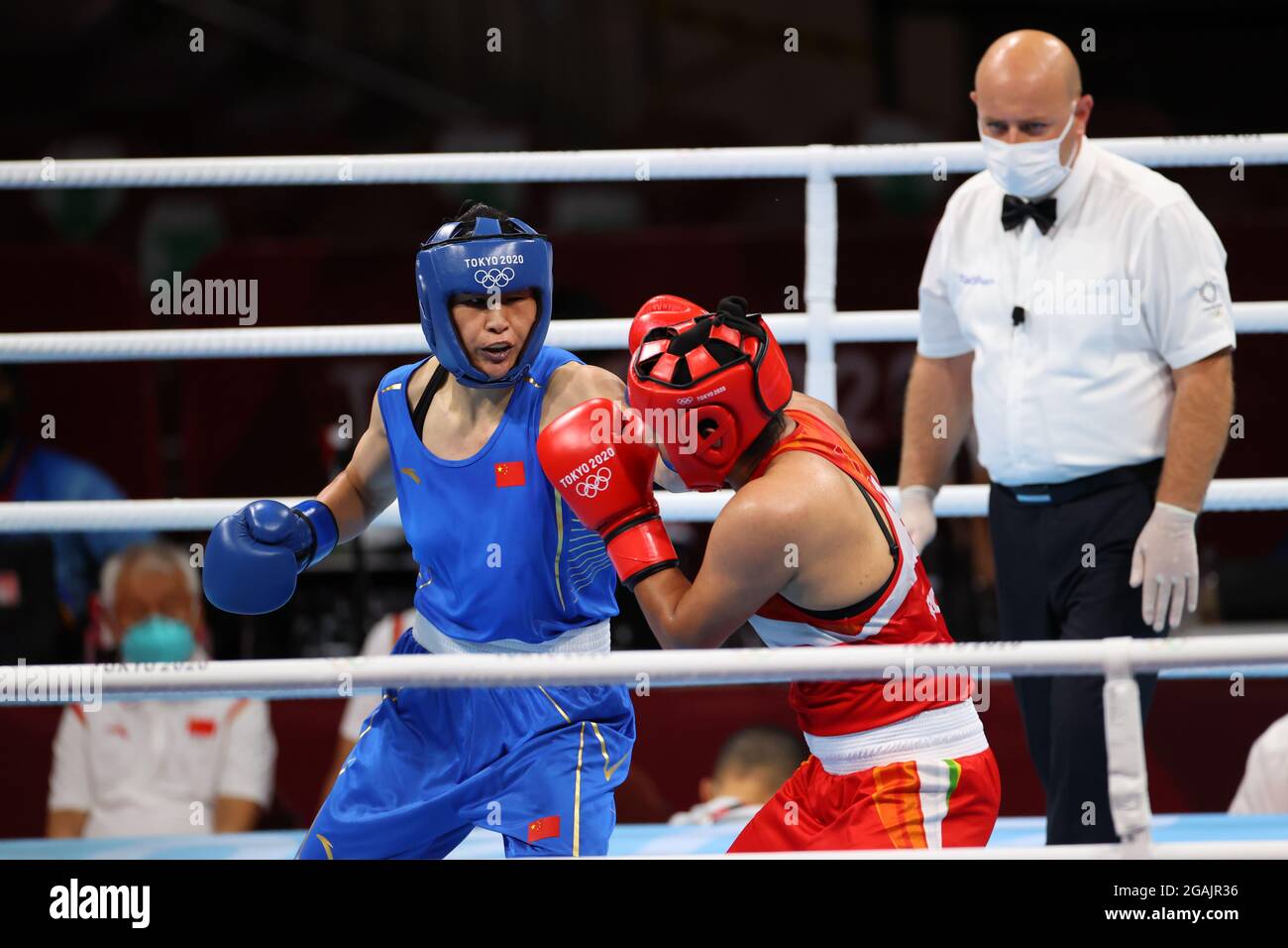Tokyo, Japan. 31st July, 2021. RANI Pooja (IND) (red) vs LI Qian (CHN ...