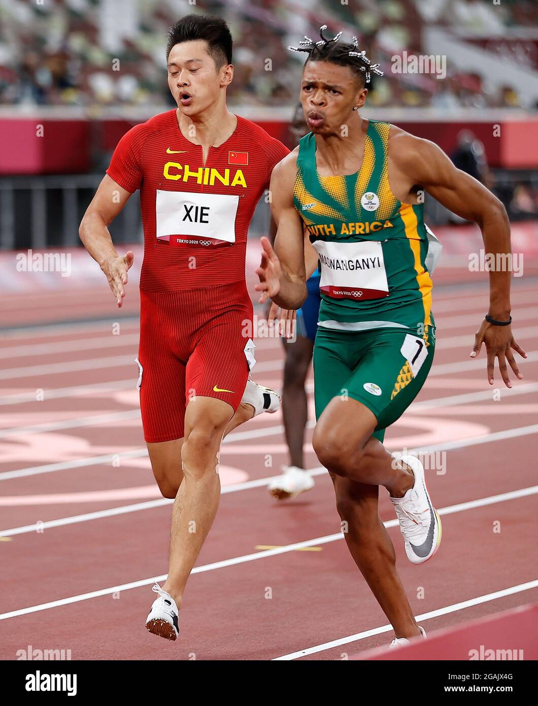 Tokyo, Japan. 31st July, 2021. Xie Zhenye of China (L) and Shaun ...