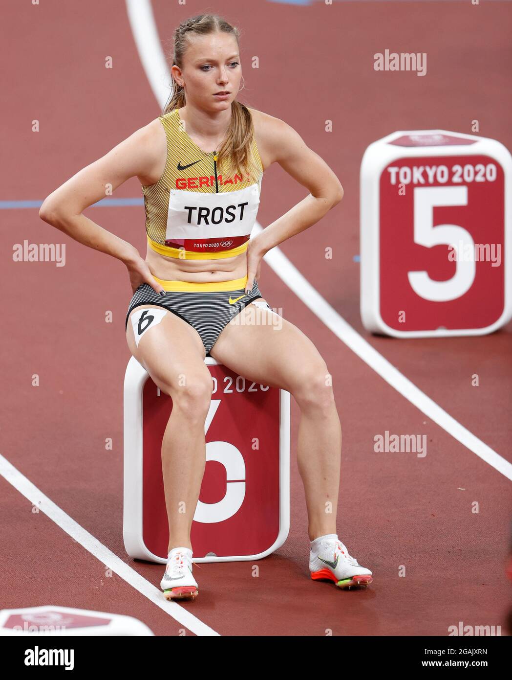 Tokyo, Japan. 31st July, 2021. Athletics: Olympics, 800 m, women, semi ...