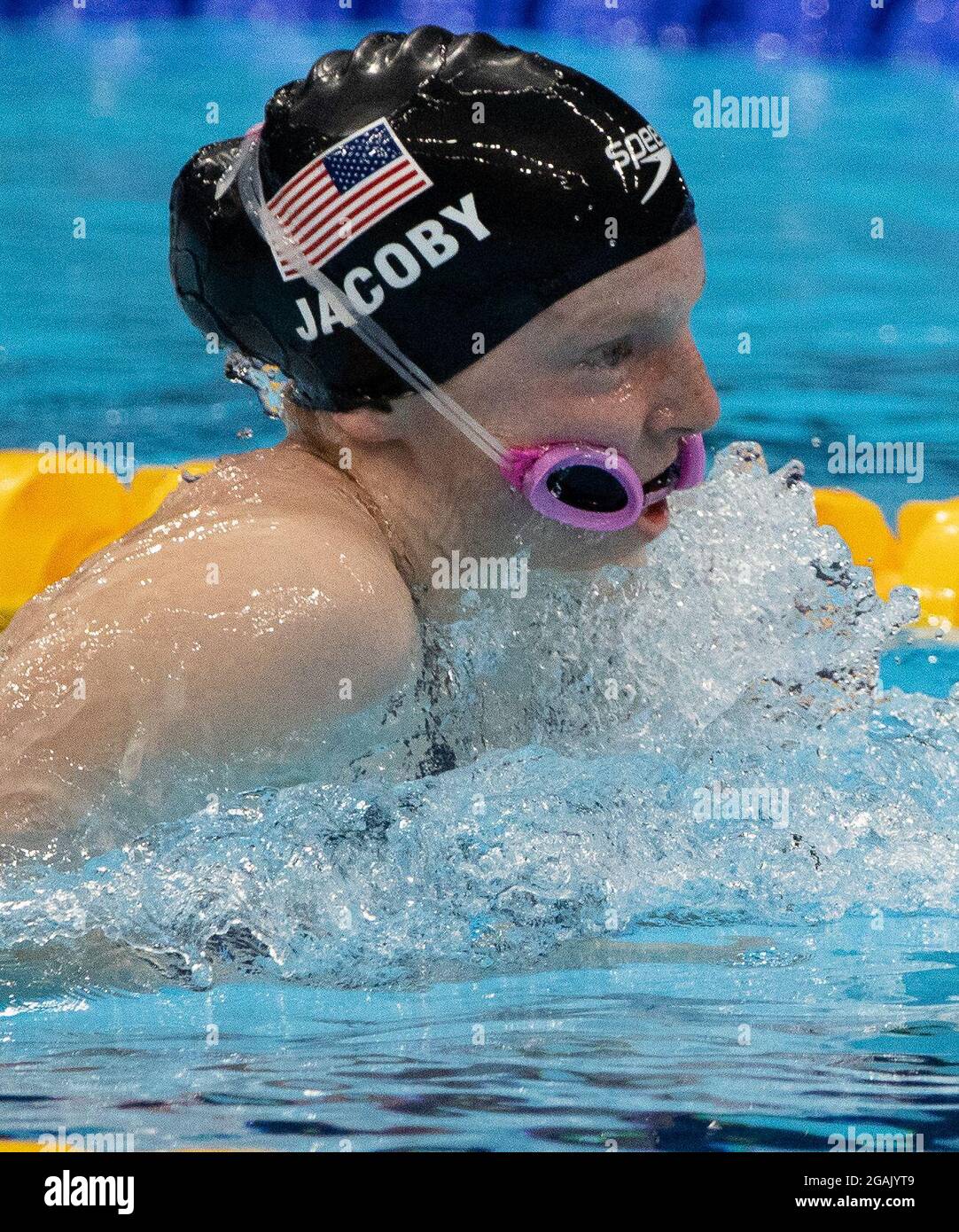 Tokyo, Kanto, Japan. 31st July, 2021. LYDIA JACOBY (USA) goggles fall ...