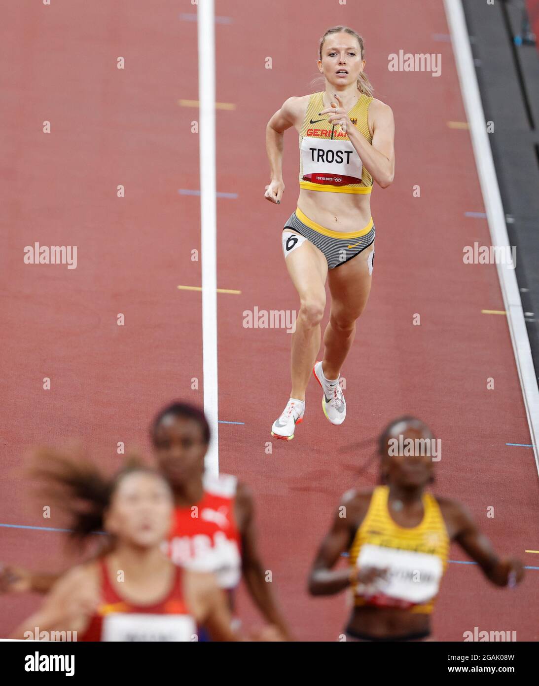 Tokyo, Japan. 31st July, 2021. Athletics: Olympics, 800 m, women, semi ...