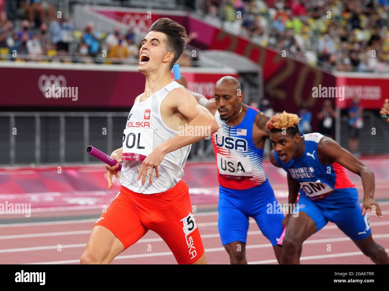 Crossing finish line first hi-res stock photography and images - Alamy