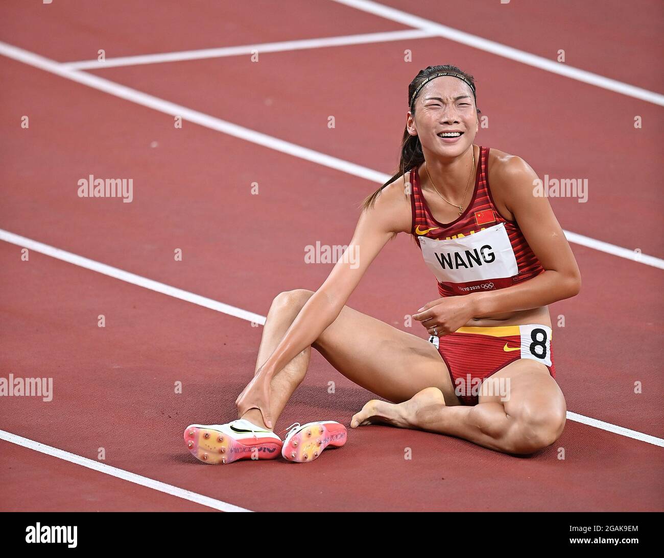 Tokyo, Japan. 31st July, 2021. Wang Chunyu of China reacts during the Women's 800m Semi-Final at ...