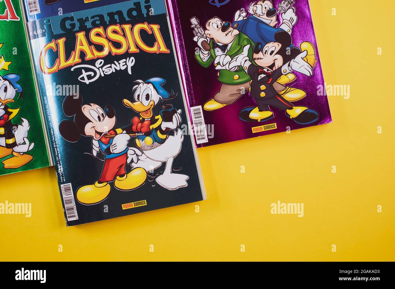 Walt disney classics hi-res stock photography and images - Alamy