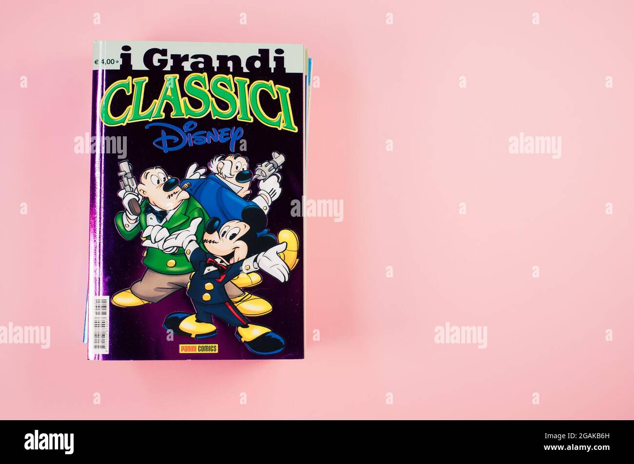 Disney cartoon characters comic books - Italian edition Stock Photo - Alamy
