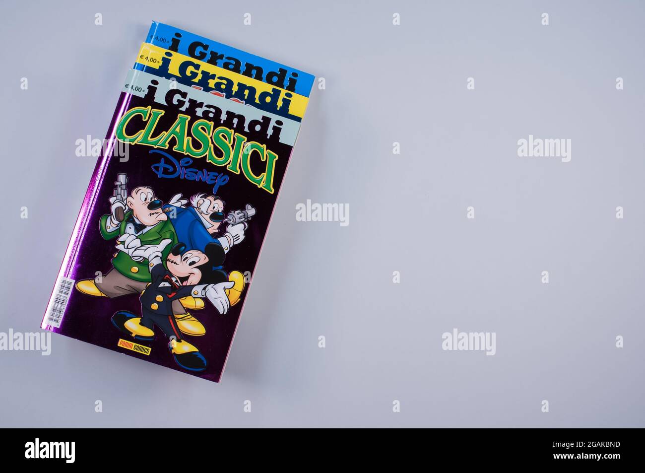 Disney cartoon characters comic books - Italian edition Stock Photo - Alamy