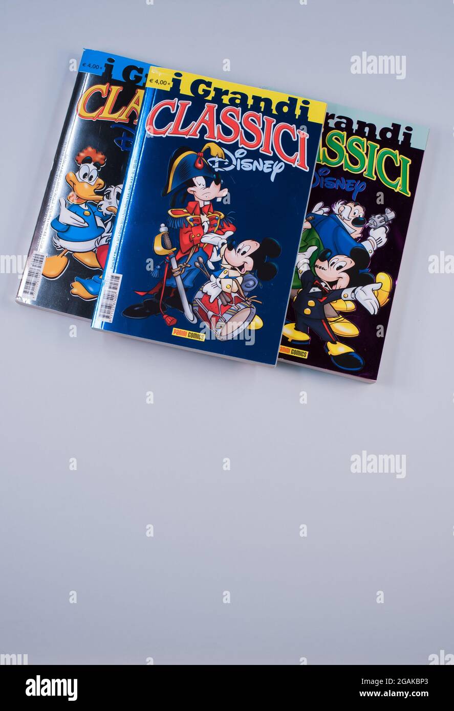 Vintage mickey mouse cartoons hi-res stock photography and images - Alamy