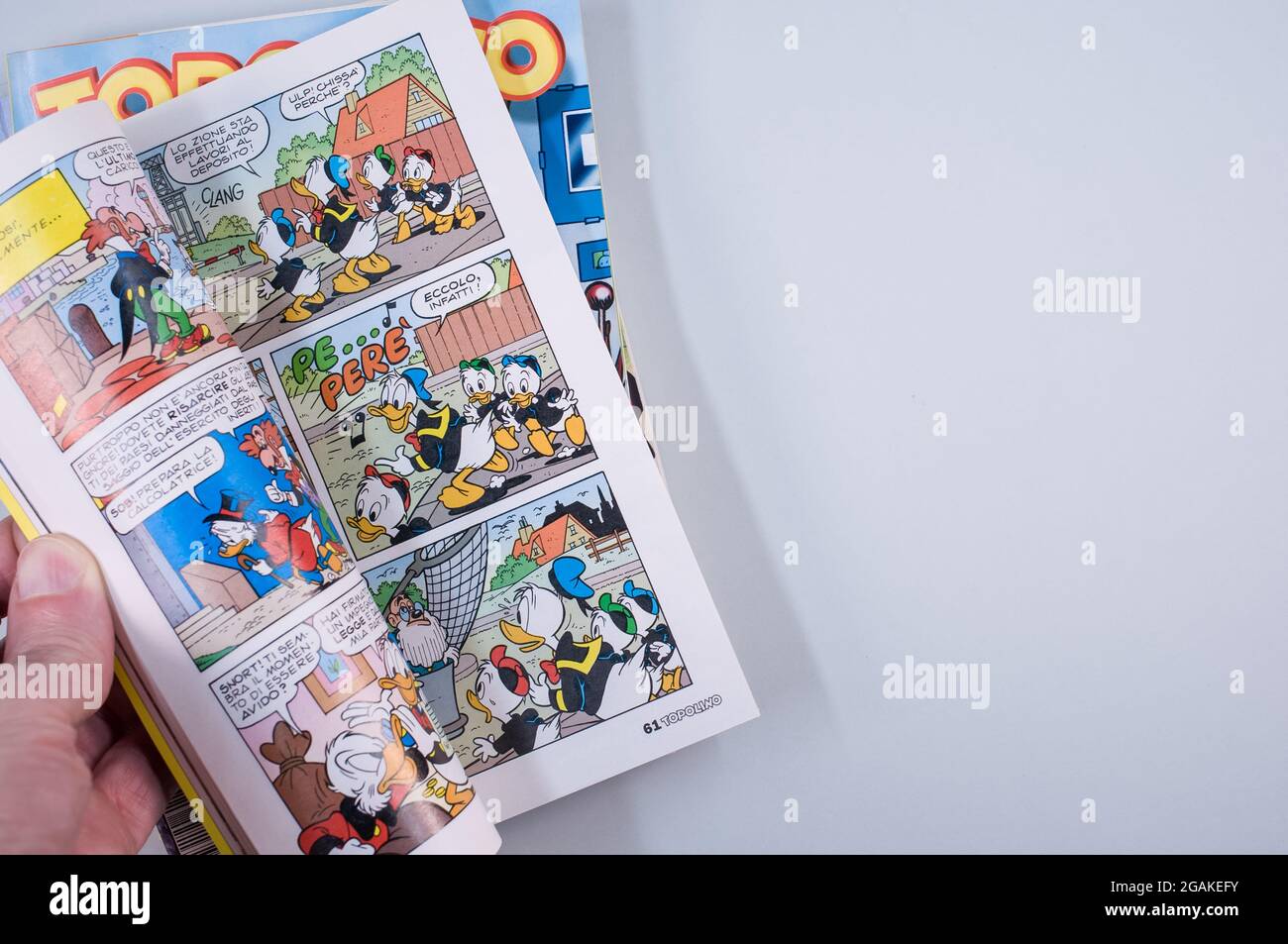 Mickey Mouse Disney cartoon characters comic book - Italian edition ...