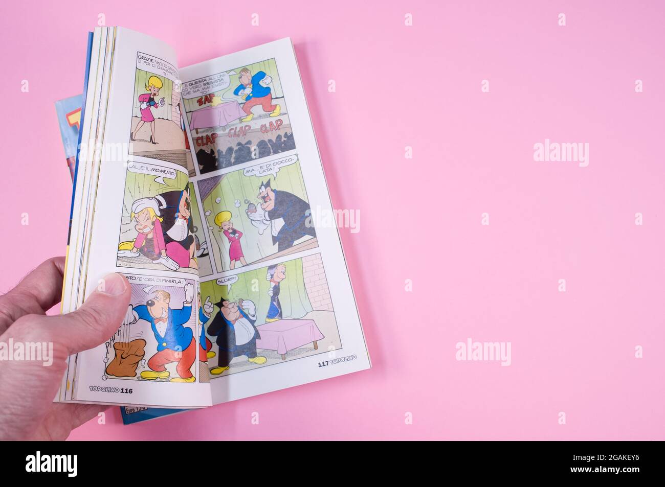 Mickey Mouse Disney cartoon characters comic book - Italian edition ...