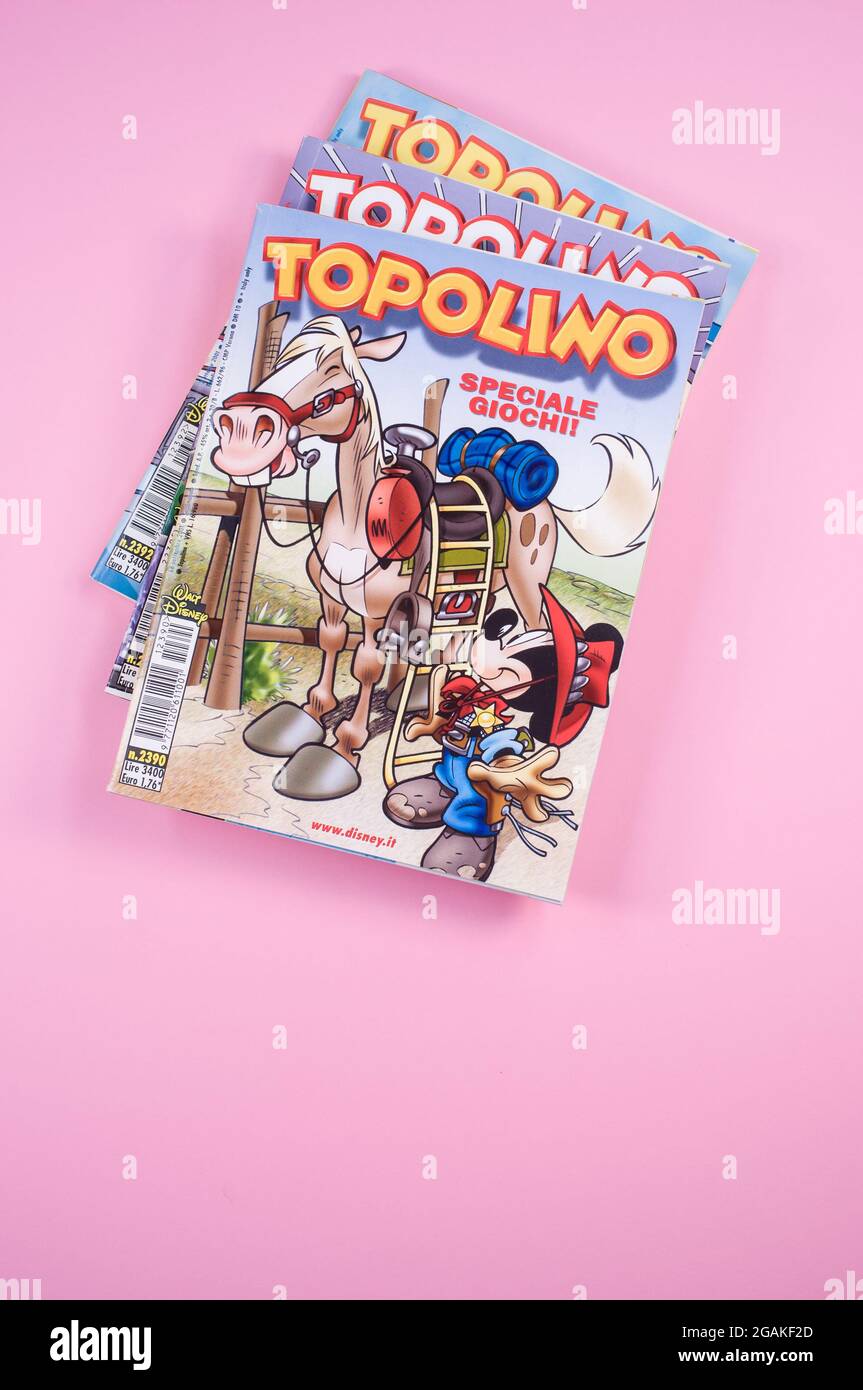 Mickey Mouse Disney cartoon characters comic book - Italian edition ...