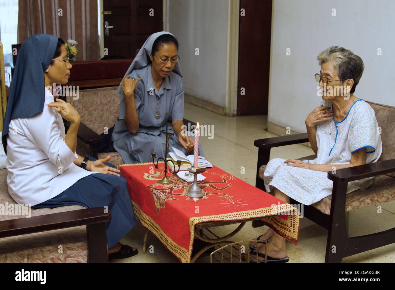 Catholic nuns uniforms hi-res stock photography and images - Alamy