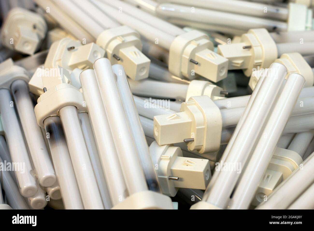Broken fluorescent lamp hi-res stock photography and images - Alamy