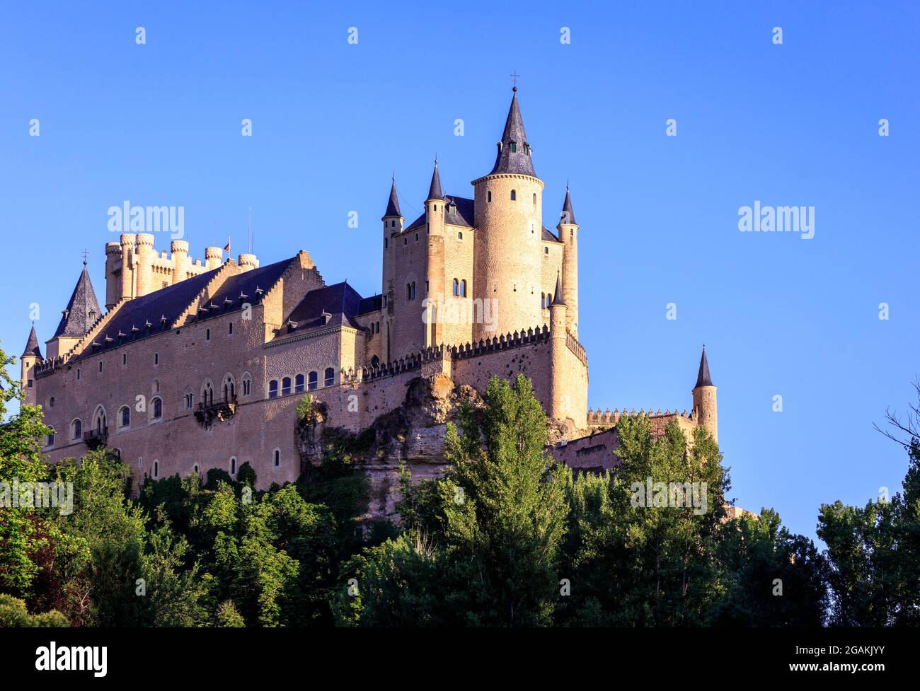 Medieval fortress castle hi-res stock photography and images - Alamy
