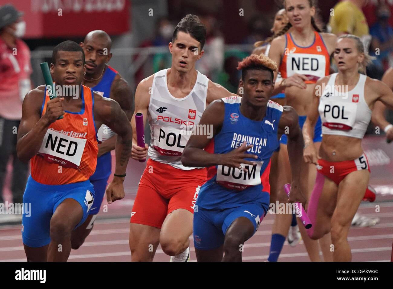 Tokyo, Japan. 31st July, 2021. Runners in the anchor leg during the 4 x ...