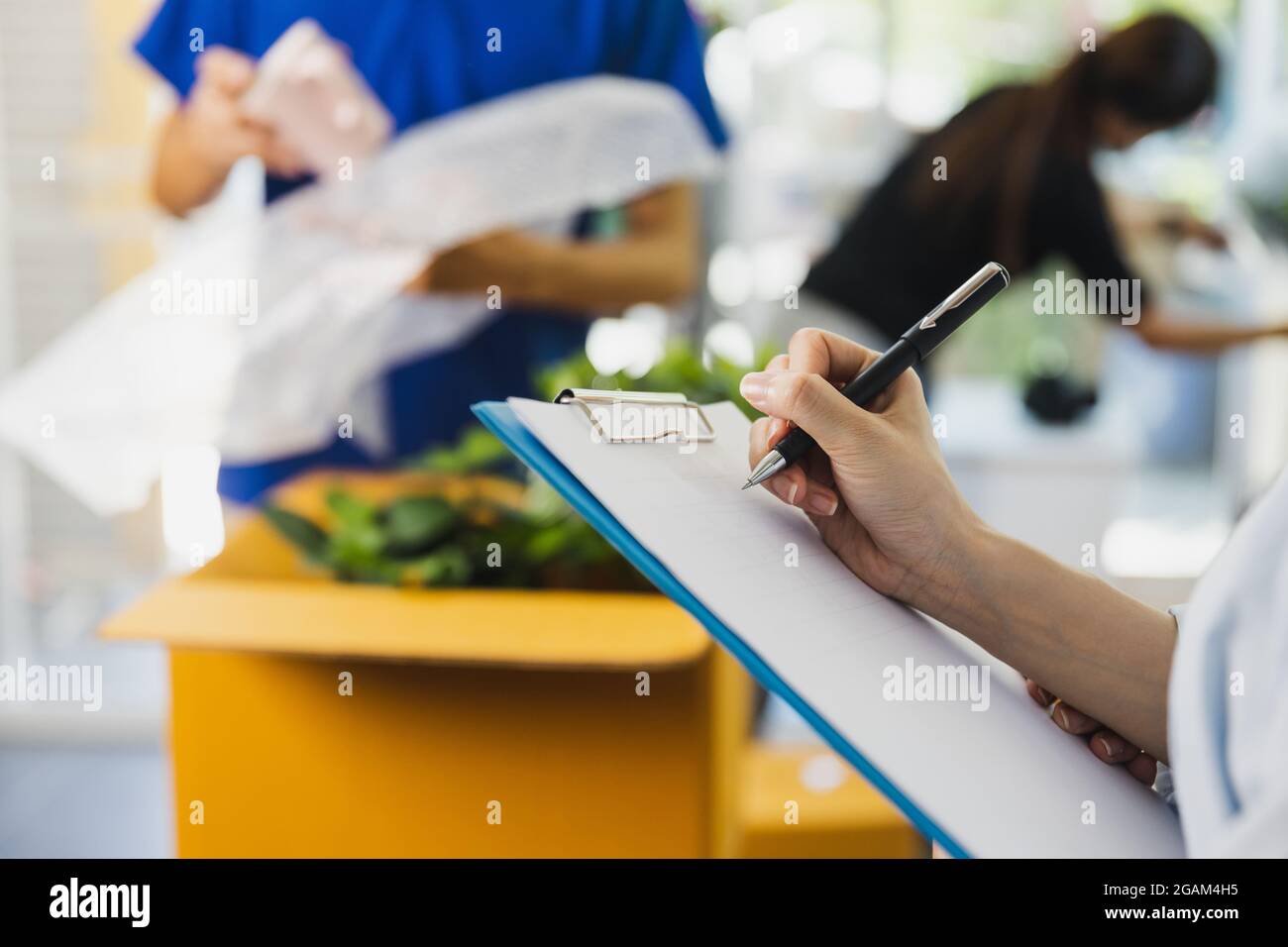 Purchase order hi-res stock photography and images - Alamy
