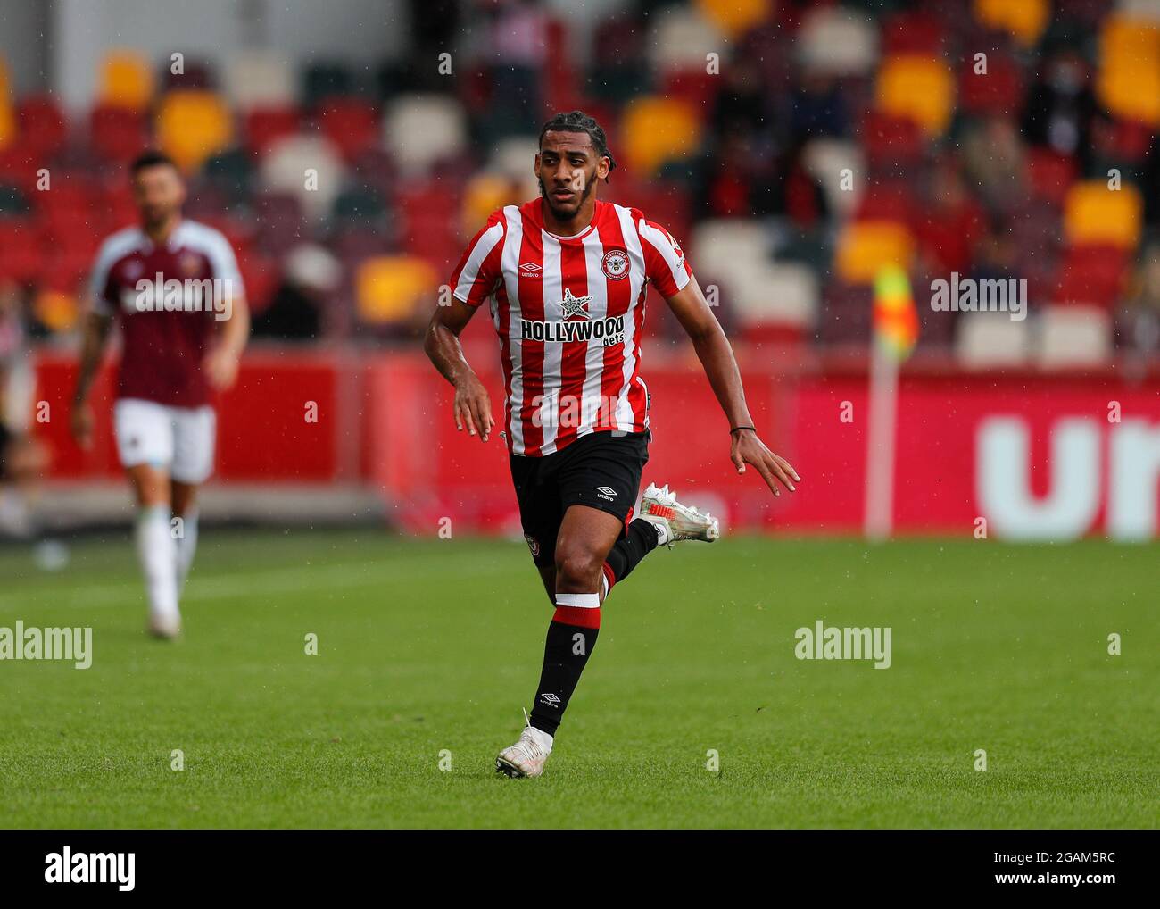 Dominic thompson of brentford hi-res stock photography and images - Alamy