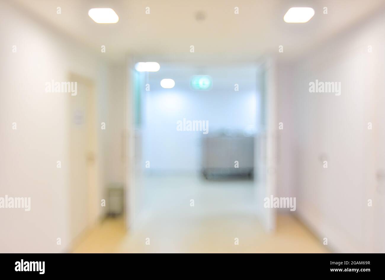 Department store inside corridor hi-res stock photography and images ...