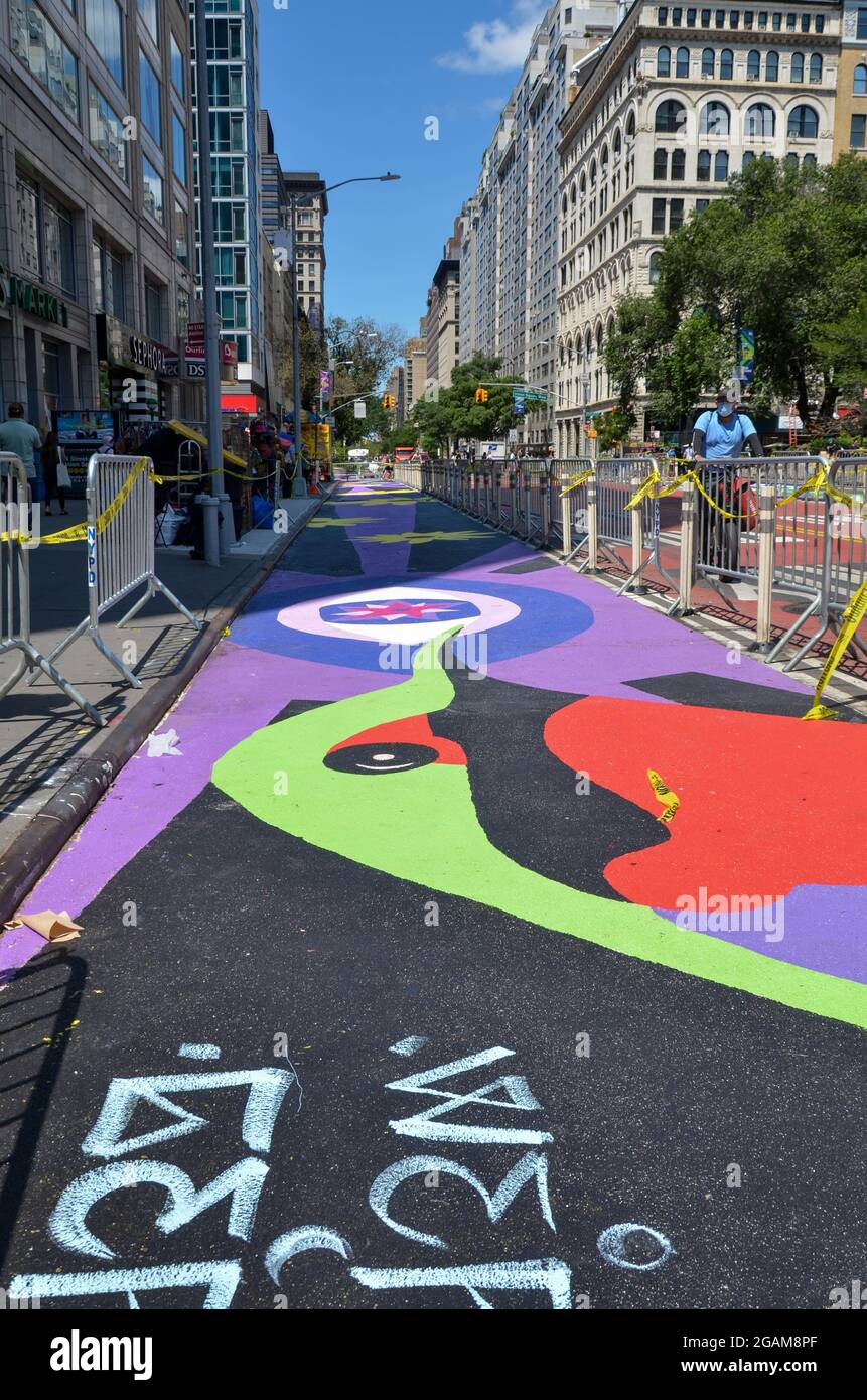Giant Mural is being painted on 14th Street, Union Square in New York ...