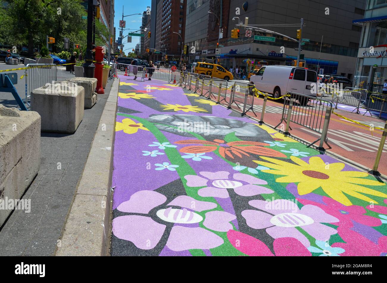 Giant Mural is being painted on 14th Street, Union Square in New York ...