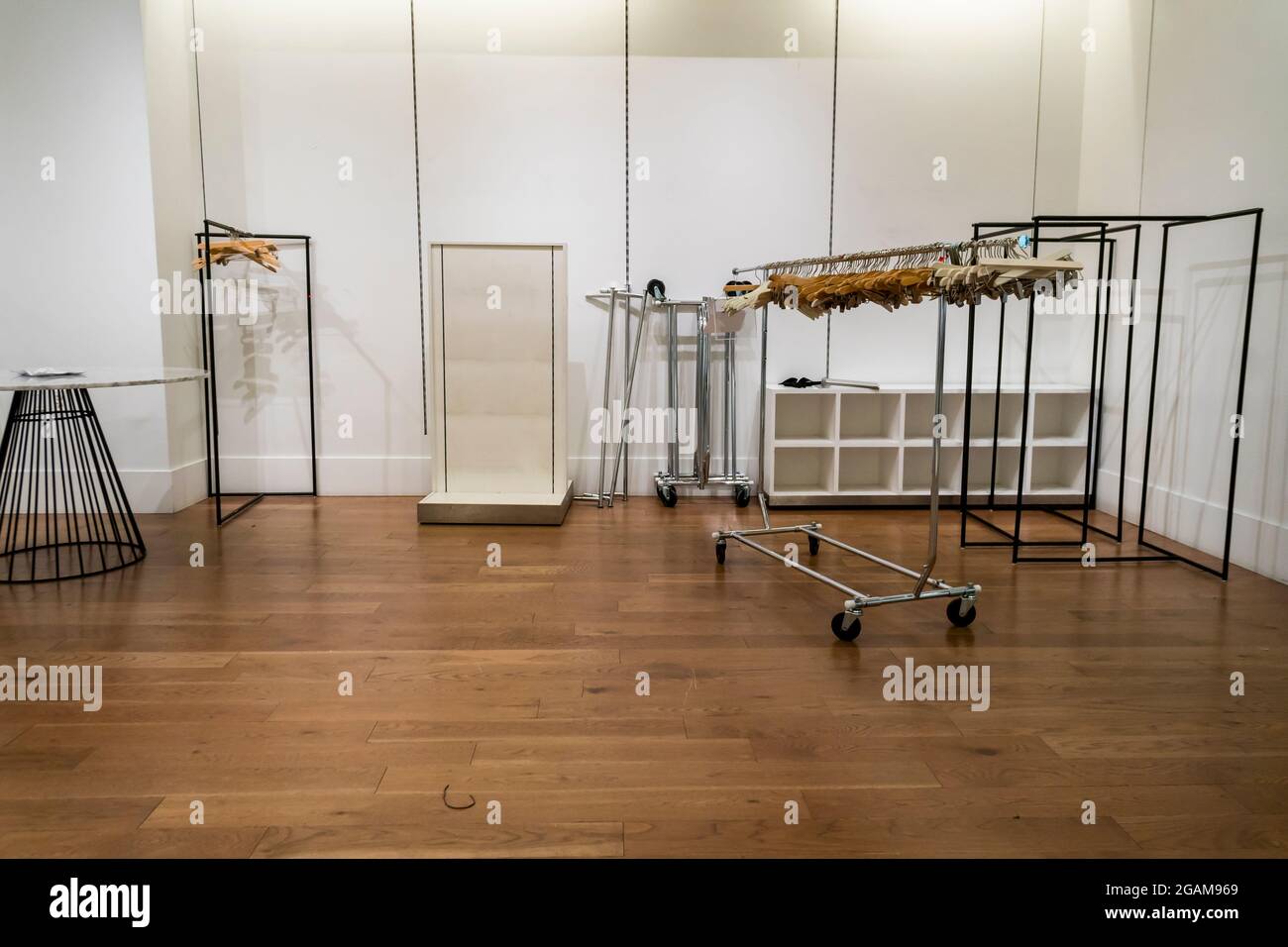 Inventory of fixtures hi-res stock photography and images - Alamy