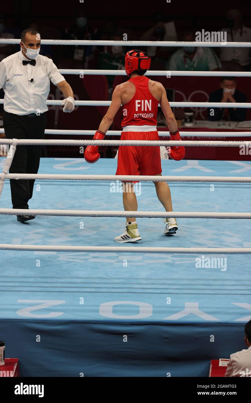 Tokyo, Japan. 30th July, 2021. BOXING MUM ADVANCES: Olympic women's ...