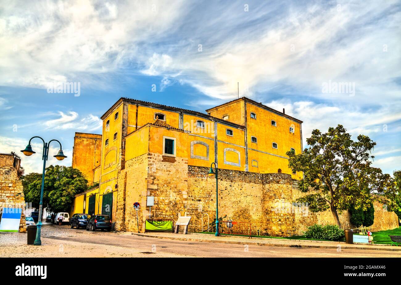City walls of Faro, Portugal Stock Photo - Alamy