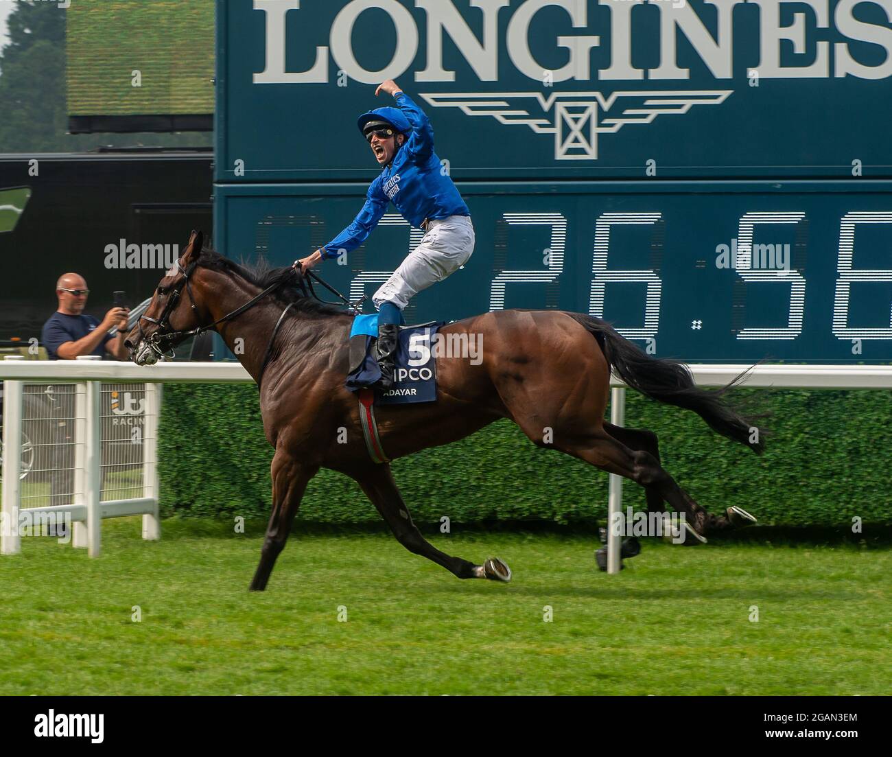 Winning king george vi queen elizabeth stakes ascot hi-res stock ...