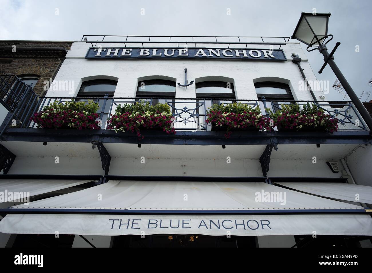 Blue Anchor Pub Stock Photo - Alamy