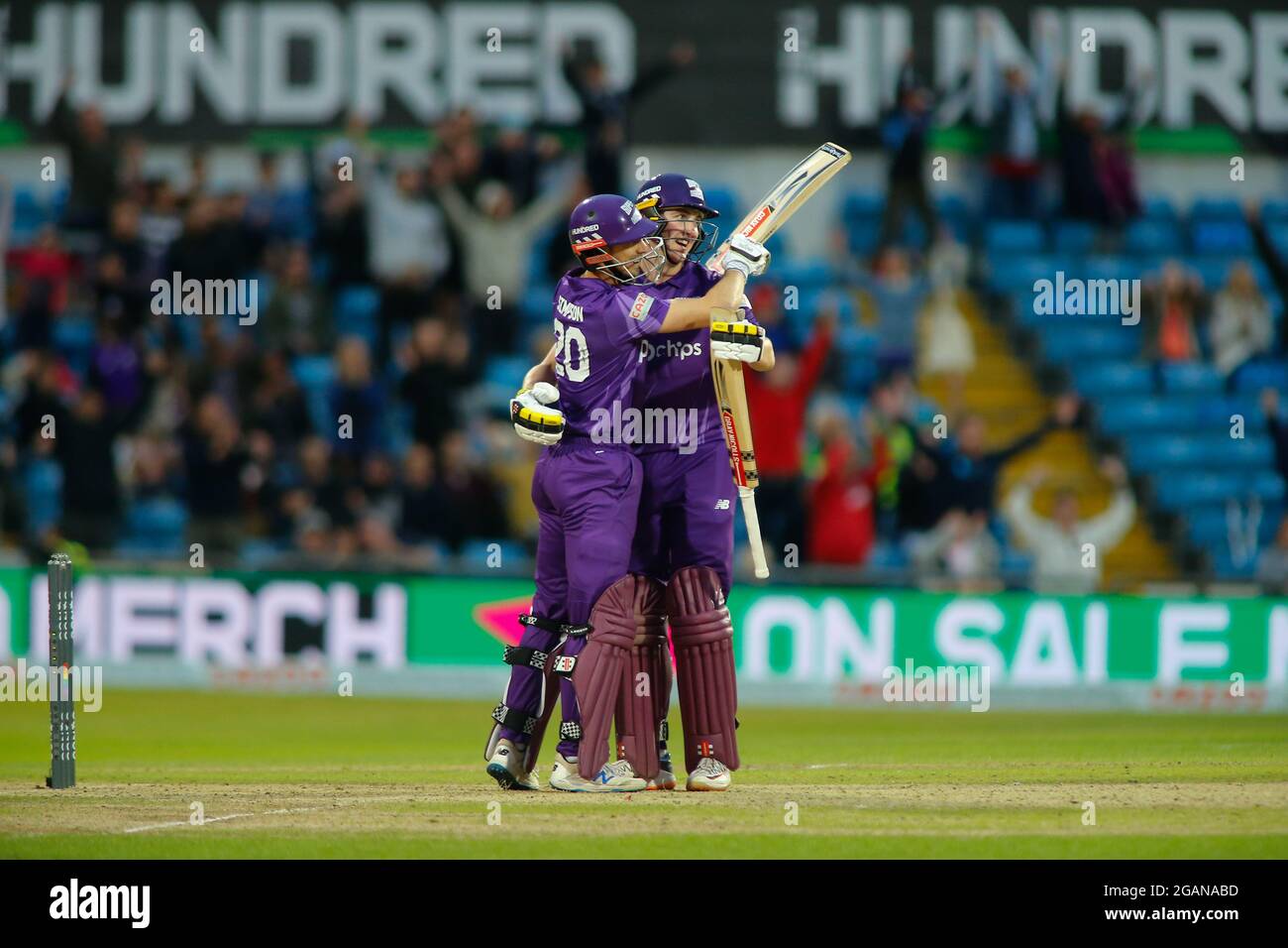 Harry brooks cricket hi-res stock photography and images - Alamy