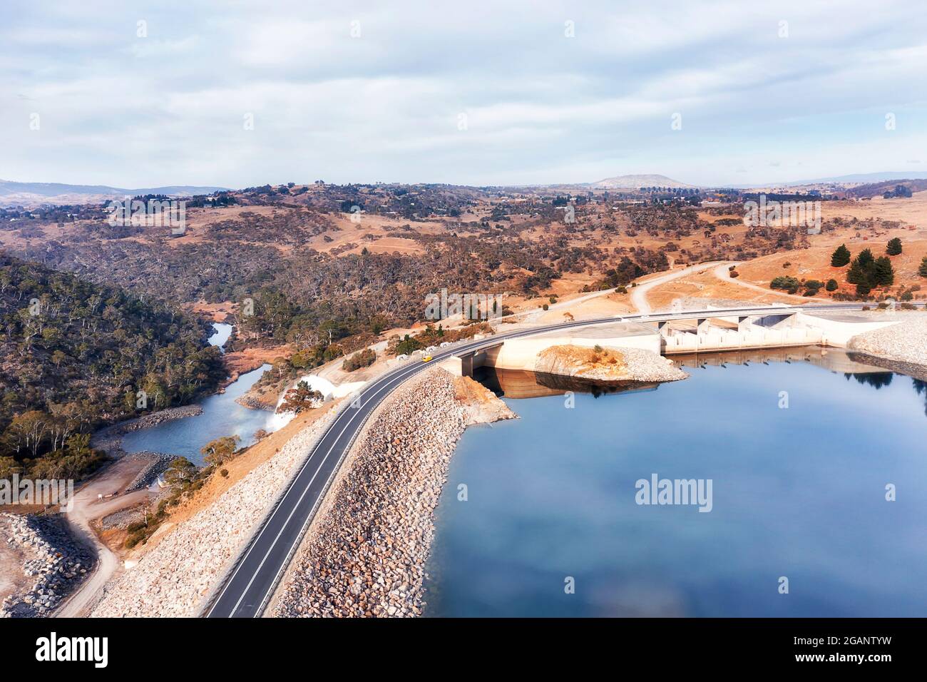Bridge over concrete dam for highway across Snowy River forming ...