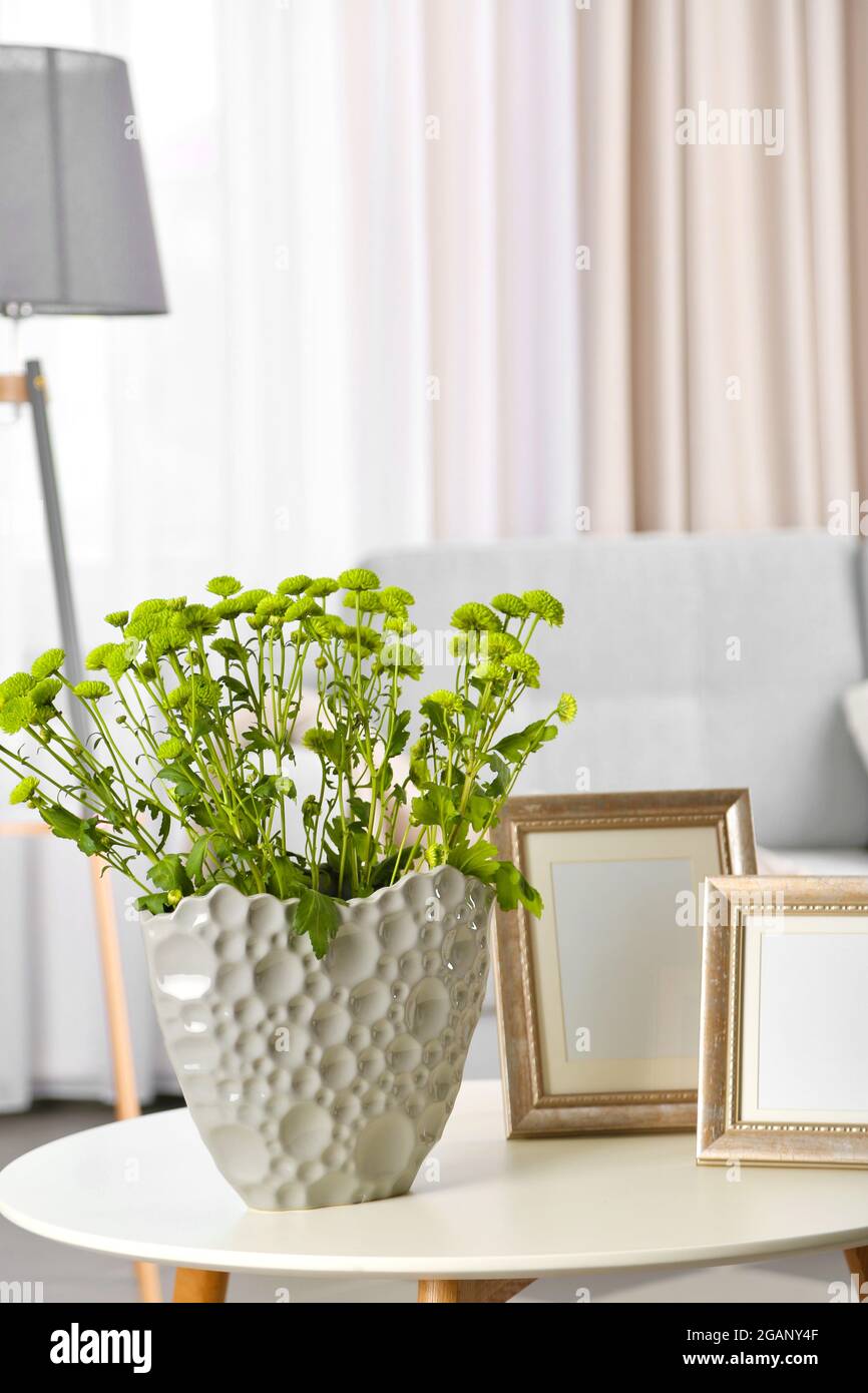 Home decor in a room Stock Photo - Alamy