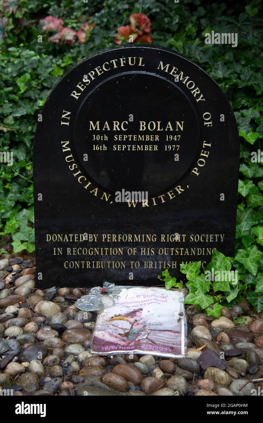 Marc Bolan's Rock Shrine - a memorial on the site he died in a car ...