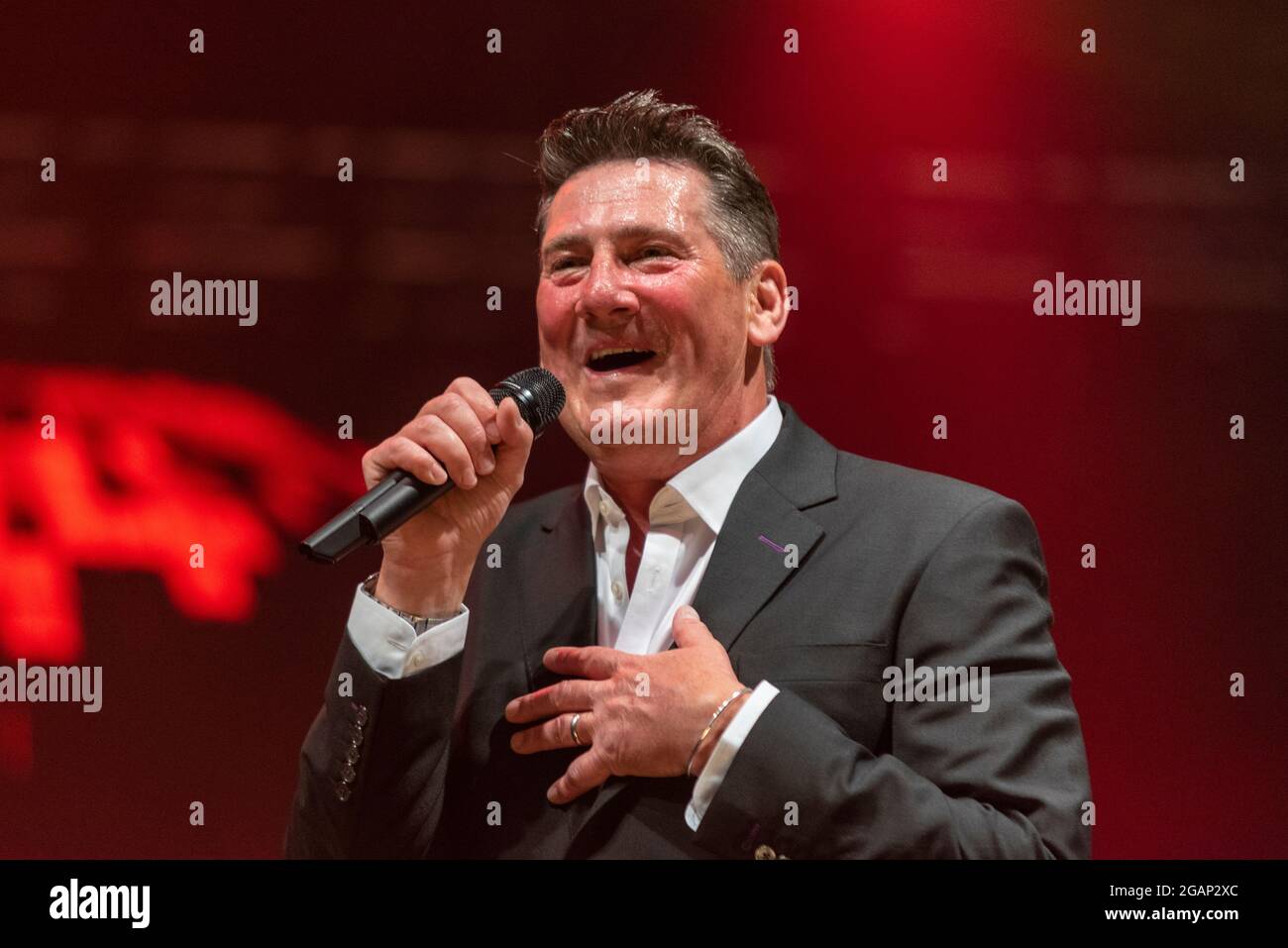 Uk singer tony hi-res stock photography and images - Alamy