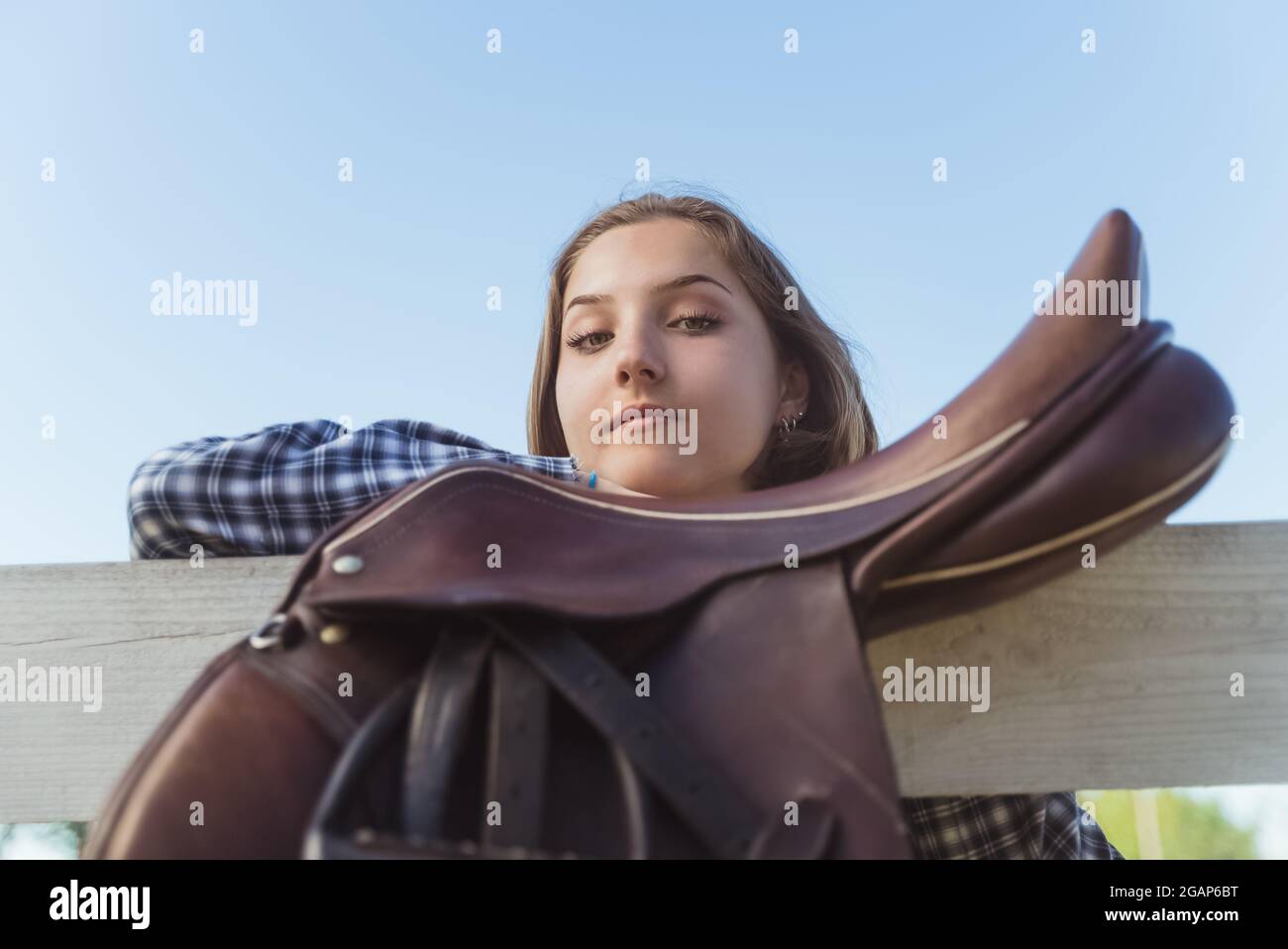 Hands resting fence hi-res stock photography and images - Alamy