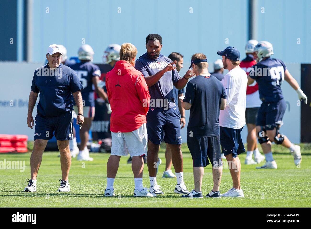 Jerod mayo bill belichick hi-res stock photography and images - Alamy