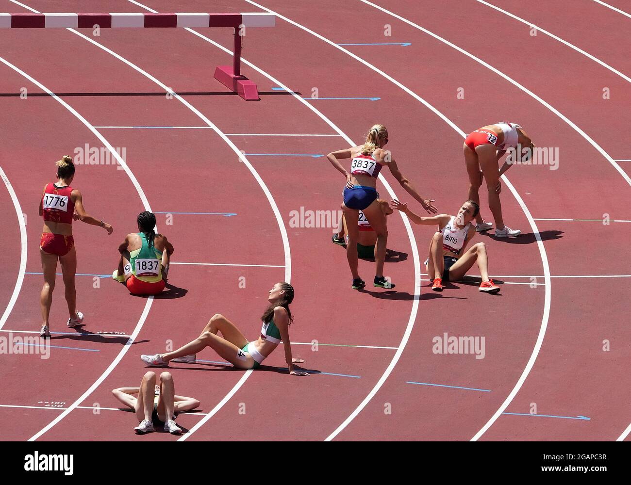 Tokyo, Japan. 1st Aug, 2021. Athletes react during the Women's 3000m ...