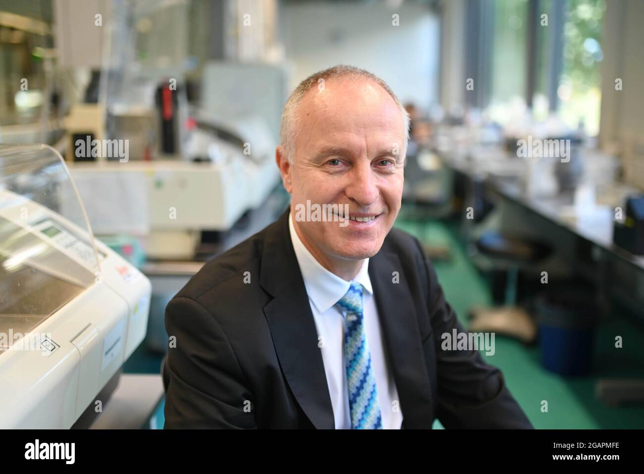 Department of pathology hi-res stock photography and images - Alamy