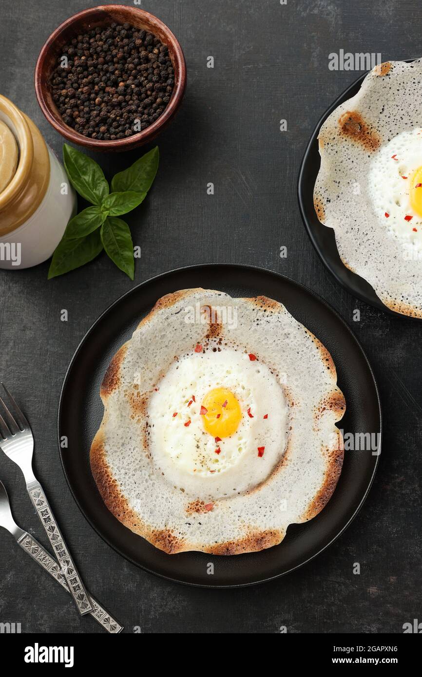 Sri lankan egg hopper, bittara aappa Appam popular breakfast Pancake ...