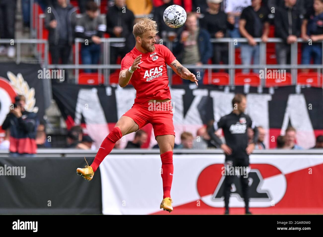 ALKMAAR, NETHERLANDS - JULY 31: Timo Letschert of AZ warming up during ...