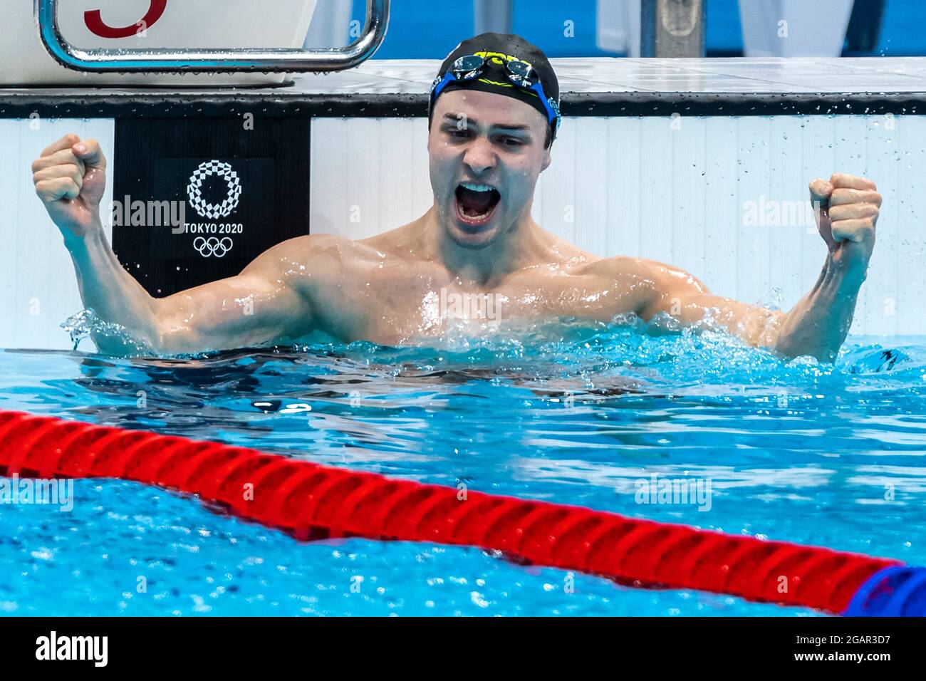 TOKYO, JAPAN - JULY 29: Arno Kamminga of Netherlands celebrates after ...