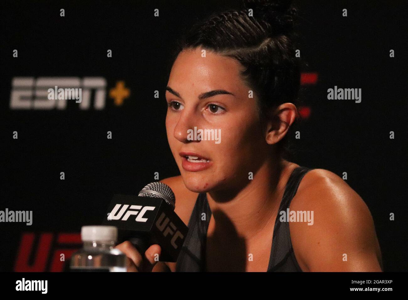 Cheyanne buys hi-res stock photography and images - Alamy