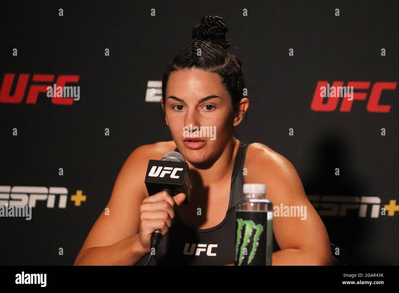 Cheyanne buys hi-res stock photography and images - Alamy