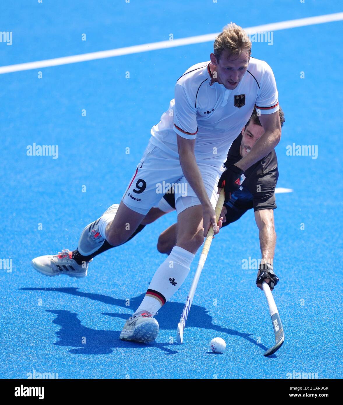Tokyo, Japan. 1st Aug, 2021. Germany's Niklas Wellen (front) competes ...