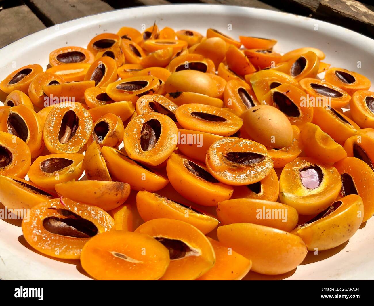 Plum mango hi-res stock photography and images - Alamy